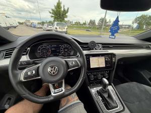 Blue Volkswagen Arteon 2017 in Vilnius, with an engine capacity of 1.97 L and mileage of 241 thousand km for 18500 €, photo 23 on AUTOMOTO.COM.LV