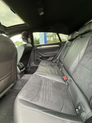 Blue Volkswagen Arteon 2017 in Vilnius, with an engine capacity of 1.97 L and mileage of 241 thousand km for 18500 €, photo 32 on AUTOMOTO.COM.LV