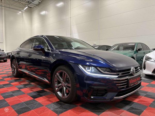 Blue Volkswagen Arteon 2017 in Vilnius, with an engine capacity of 1.97 L and mileage of 243 thousand km for 17990 €, photo 3 on AUTOMOTO.COM.LV