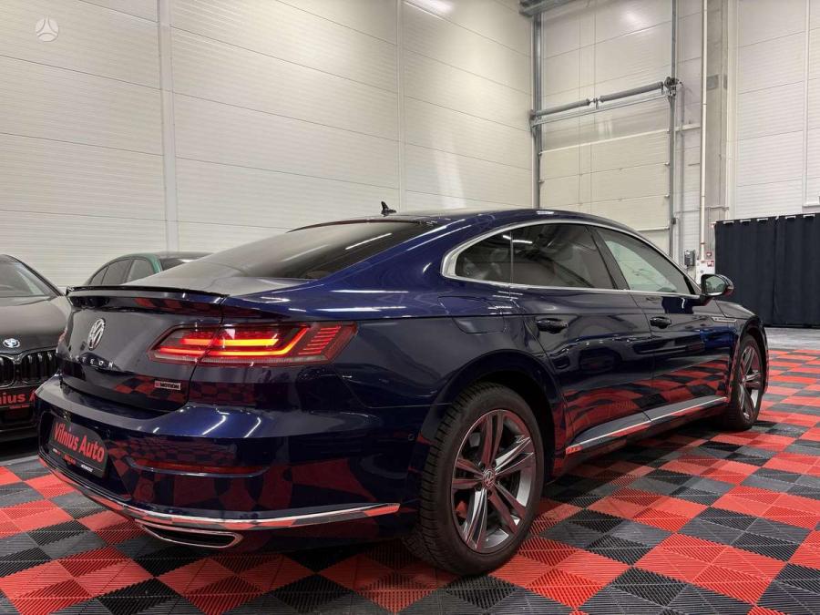 Zils Volkswagen Arteon 2017 Viļņa, ar dzinēja tilpumu 1.97 L un nobraukumu 243 tūkst. km par 17990 €, foto 5 vietnē AUTOMOTO.COM.LV
