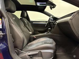 Zils Volkswagen Arteon 2017 Viļņa, ar dzinēja tilpumu 1.97 L un nobraukumu 243 tūkst. km par 17990 €, foto 17 vietnē AUTOMOTO.COM.LV