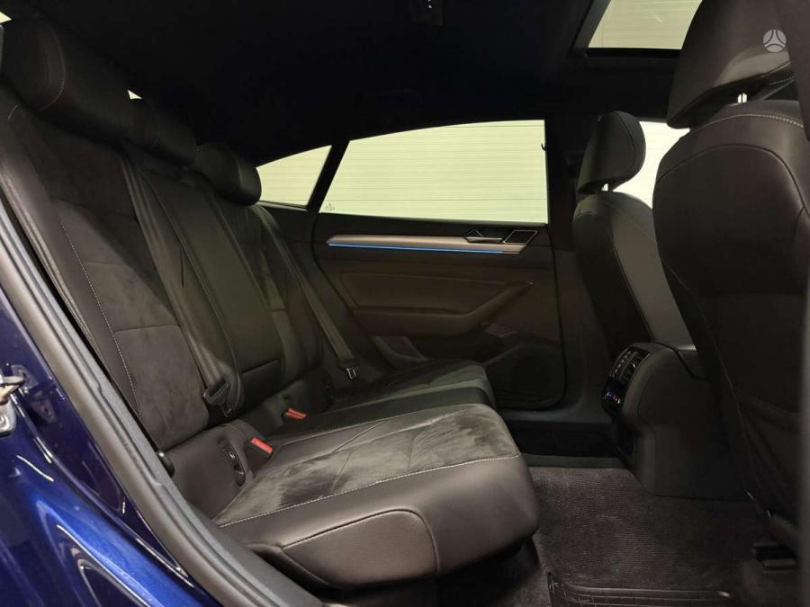 Zils Volkswagen Arteon 2017 Viļņa, ar dzinēja tilpumu 1.97 L un nobraukumu 243 tūkst. km par 17990 €, foto 35 vietnē AUTOMOTO.COM.LV