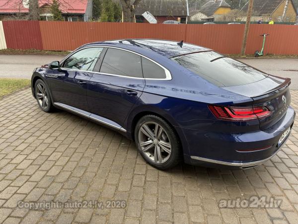 Zils Volkswagen Arteon 2019 Tallina, ar dzinēja tilpumu 1.50 L un nobraukumu 186 tūkst. km par 19500 €, foto 7 vietnē AUTOMOTO.COM.LV
