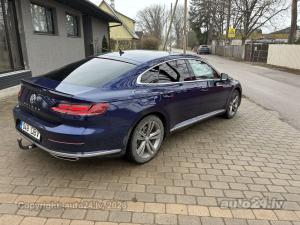 Zils Volkswagen Arteon 2019 Tallina, ar dzinēja tilpumu 1.50 L un nobraukumu 186 tūkst. km par 19500 €, foto 11 vietnē AUTOMOTO.COM.LV