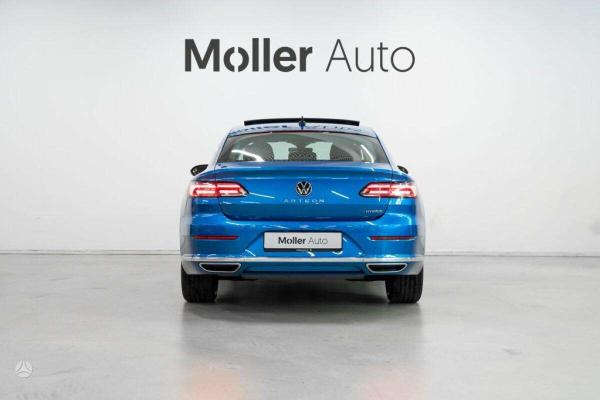 Blue Volkswagen Arteon 2022 in Vilnius, with an engine capacity of 1.40 L and mileage of 83 thousand km for 25500 €, photo 6 on AUTOMOTO.COM.LV