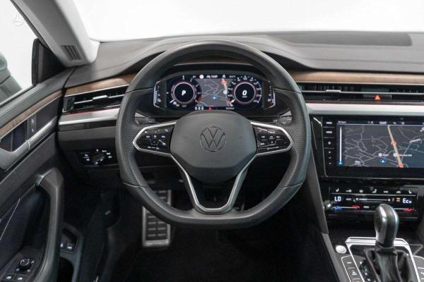 Blue Volkswagen Arteon 2022 in Vilnius, with an engine capacity of 1.40 L and mileage of 83 thousand km for 25500 €, photo 9 on AUTOMOTO.COM.LV