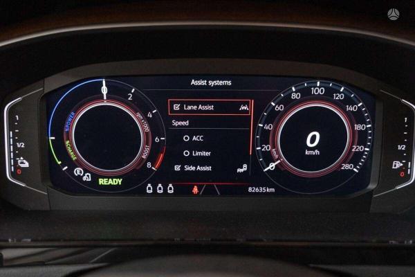 Blue Volkswagen Arteon 2022 in Vilnius, with an engine capacity of 1.40 L and mileage of 83 thousand km for 25500 €, photo 10 on AUTOMOTO.COM.LV