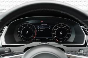 Синий Фольксваген Артеон 2017 в Рига, объемом двигателя 2.00 л и пробегом 124 тыс. км за 19950 €, фото 16 на AUTOMOTO.COM.LV