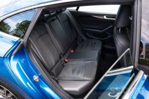 Blue Volkswagen Arteon 2022 in Riga, with an engine capacity of 1.40 L and mileage of 72 thousand km for 22950 €, photo 7 on AUTOMOTO.COM.LV