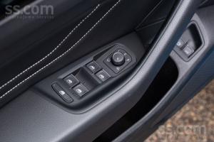 Blue Volkswagen Arteon 2022 in Riga, with an engine capacity of 1.40 L and mileage of 72 thousand km for 22950 €, photo 17 on AUTOMOTO.COM.LV