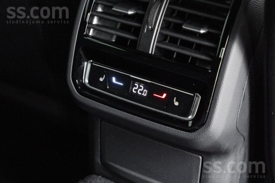 Zils Volkswagen Arteon 2024 Rīga, ar dzinēja tilpumu 2.00 L un nobraukumu 37 tūkst. km par 37900 €, foto 30 vietnē AUTOMOTO.COM.LV
