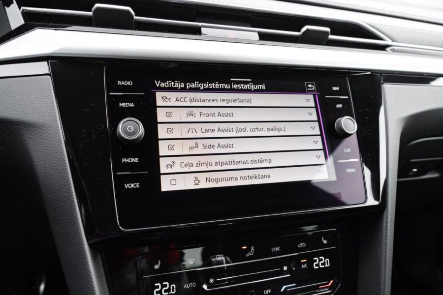 Zils Volkswagen Arteon 2024 Mārupe, ar dzinēja tilpumu 2.00 L un nobraukumu 37 tūkst. km par 36900 €, foto 23 vietnē AUTOMOTO.COM.LV
