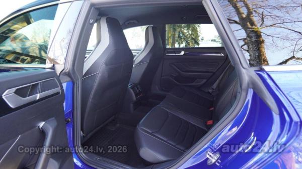 Blue Volkswagen Arteon 2021 in Tartu, with an engine capacity of 1.40 L and mileage of 100 thousand km for 25990 €, photo 11 on AUTOMOTO.COM.LV