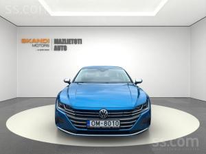 Blue Volkswagen Arteon 2021 in Riga, with an engine capacity of 1.40 L and mileage of 97 thousand km for 22290 €, photo 3 on AUTOMOTO.COM.LV
