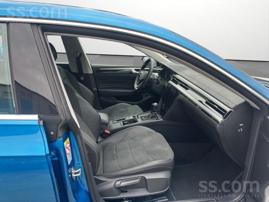 Blue Volkswagen Arteon 2021 in Riga, with an engine capacity of 1.40 L and mileage of 97 thousand km for 22290 €, photo 17 on AUTOMOTO.COM.LV