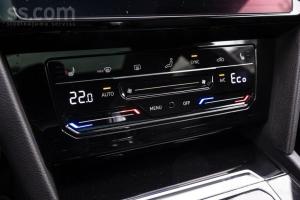 Синий Фольксваген Артеон 2021 в Рига, объемом двигателя 1.40 л и пробегом 110 тыс. км за 25500 €, фото 17 на AUTOMOTO.COM.LV