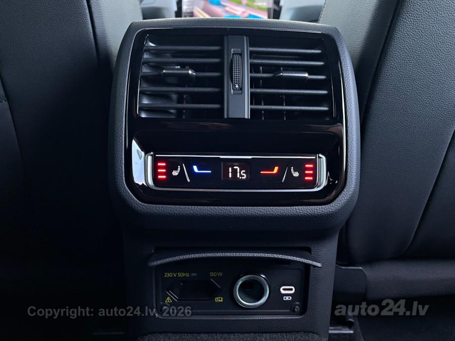 Zils Volkswagen Arteon 2021 Tallina, ar dzinēja tilpumu 2.00 L un nobraukumu 52 tūkst. km par 30900 €, foto 26 vietnē AUTOMOTO.COM.LV
