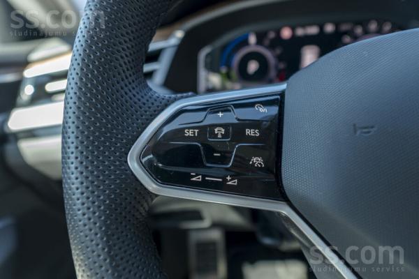 Zils Volkswagen Arteon 2021 Rīga, ar dzinēja tilpumu 1.40 L un nobraukumu 106 tūkst. km par 24500 €, foto 5 vietnē AUTOMOTO.COM.LV