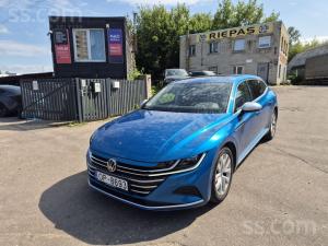 Zils Volkswagen Arteon 2021 Rīga, ar dzinēja tilpumu 2.00 L un nobraukumu 220 tūkst. km par 22990 €, foto  vietnē AUTOMOTO.COM.LV