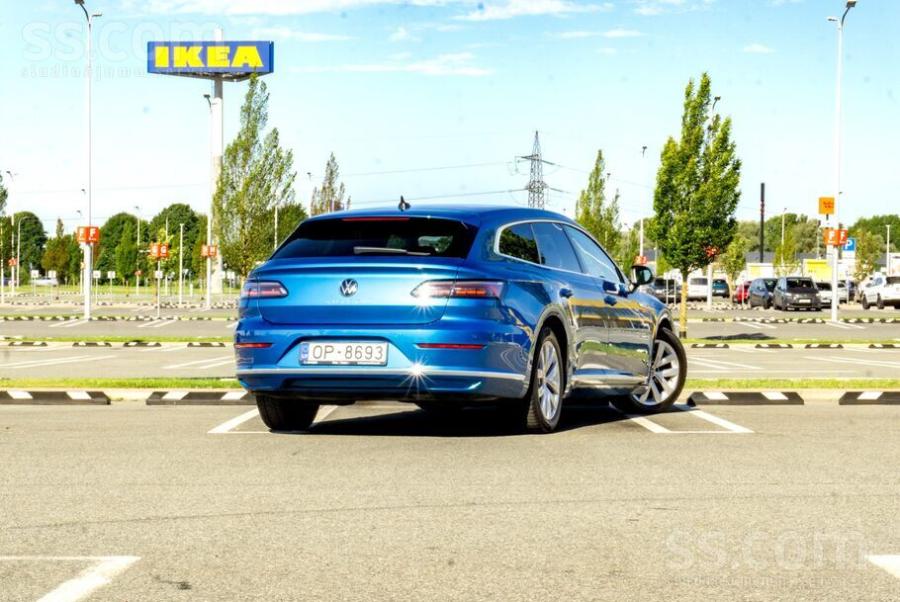 Blue Volkswagen Arteon 2021 in Riga, with an engine capacity of 2.00 L and mileage of 220 thousand km for 22990 €, photo 7 on AUTOMOTO.COM.LV