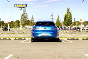 Blue Volkswagen Arteon 2021 in Riga, with an engine capacity of 2.00 L and mileage of 220 thousand km for 22990 €, photo 8 on AUTOMOTO.COM.LV