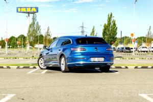 Blue Volkswagen Arteon 2021 in Riga, with an engine capacity of 2.00 L and mileage of 220 thousand km for 22990 €, photo 9 on AUTOMOTO.COM.LV