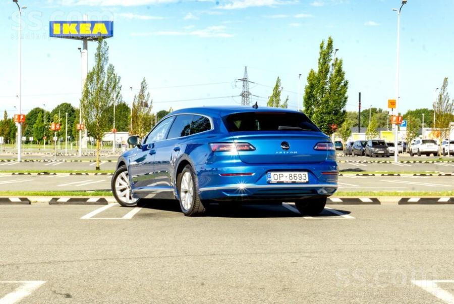 Blue Volkswagen Arteon 2021 in Riga, with an engine capacity of 2.00 L and mileage of 220 thousand km for 22990 €, photo 9 on AUTOMOTO.COM.LV