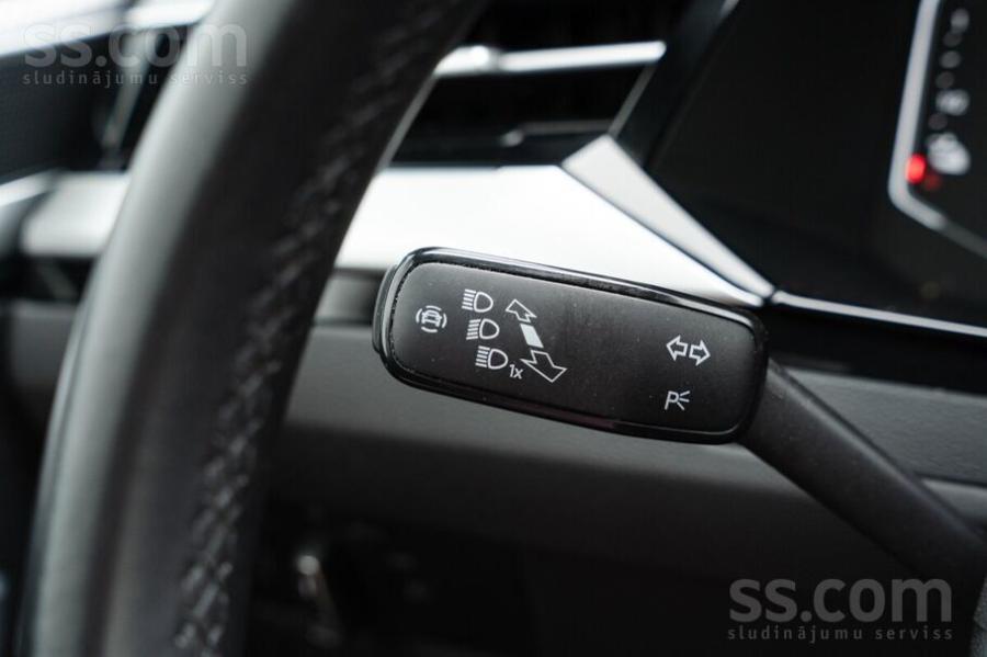 Blue Volkswagen Arteon 2021 in Riga, with an engine capacity of 1.40 L and mileage of 60 thousand km for 26500 €, photo 15 on AUTOMOTO.COM.LV