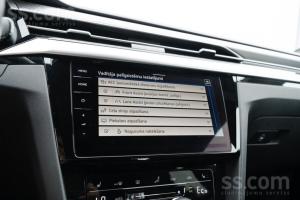 Blue Volkswagen Arteon 2021 in Riga, with an engine capacity of 1.40 L and mileage of 60 thousand km for 26500 €, photo 27 on AUTOMOTO.COM.LV
