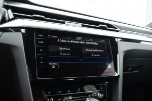 Blue Volkswagen Arteon 2021 in Riga, with an engine capacity of 1.40 L and mileage of 60 thousand km for 26500 €, photo 29 on AUTOMOTO.COM.LV