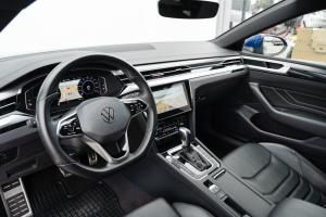 Blue Volkswagen Arteon 2021 in Riga, with an engine capacity of 1.40 L and mileage of 60 thousand km for 26500 €, photo 31 on AUTOMOTO.COM.LV