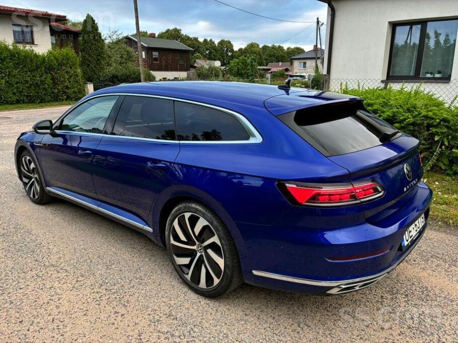Blue Volkswagen Arteon 2022 in Cesis, with an engine capacity of 2.00 L and mileage of 105 thousand km for 28000 €, photo 3 on AUTOMOTO.COM.LV