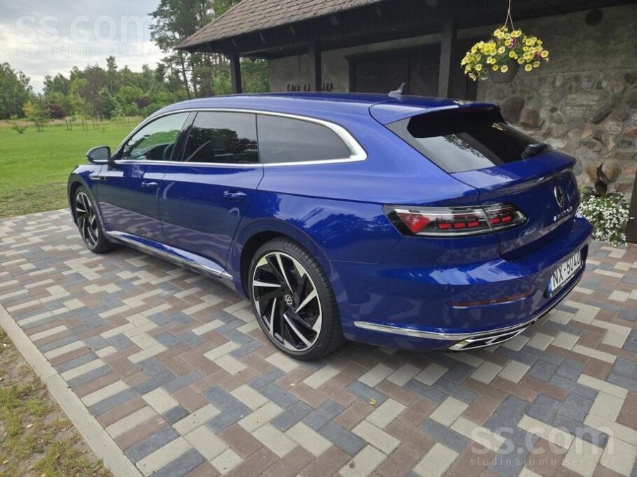 Blue Volkswagen Arteon 2022 in Liepaja, with an engine capacity of 2.00 L and mileage of 73 thousand km for 36243 €, photo 4 on AUTOMOTO.COM.LV