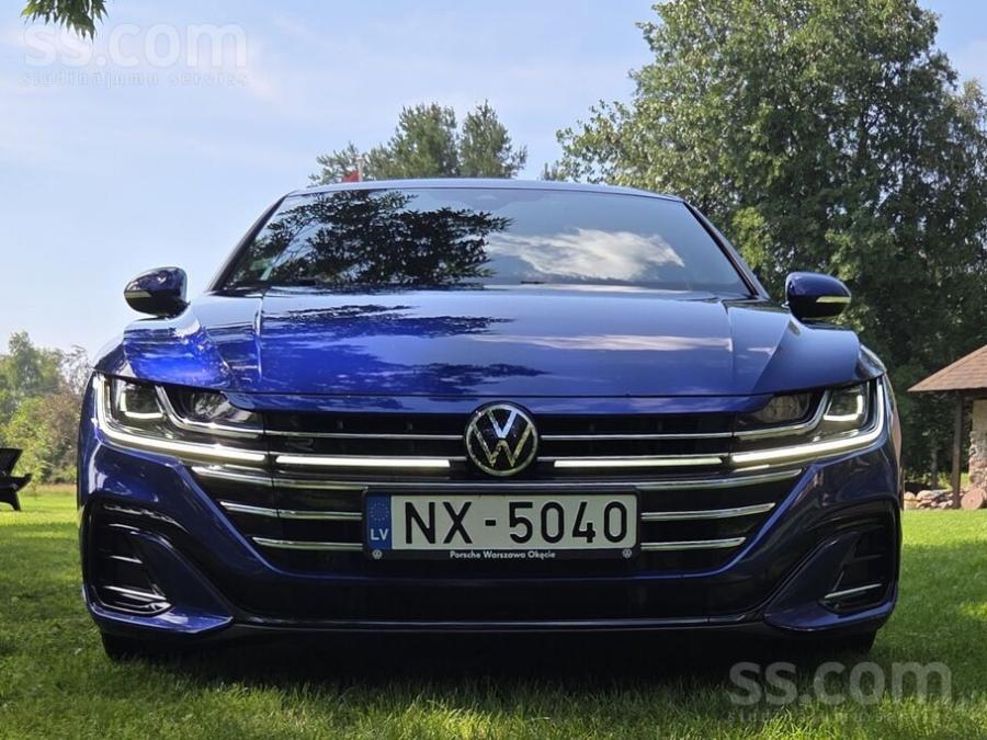 Blue Volkswagen Arteon 2022 in Liepaja, with an engine capacity of 2.00 L and mileage of 73 thousand km for 36243 €, photo 6 on AUTOMOTO.COM.LV