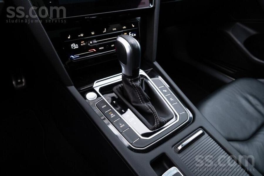 Zils Volkswagen Arteon 2022 Rīga, ar dzinēja tilpumu 1.40 L un nobraukumu 103 tūkst. km par 29000 €, foto 18 vietnē AUTOMOTO.COM.LV