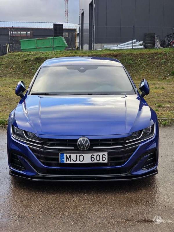 Blue Volkswagen Arteon 2022 in Kaunas, with an engine capacity of 1.98 L and mileage of 60 thousand km for 32800 €, photo 2 on AUTOMOTO.COM.LV