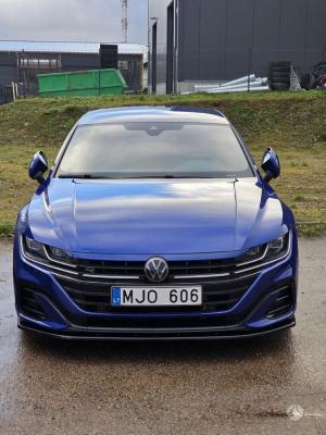 Blue Volkswagen Arteon 2022 in Kaunas, with an engine capacity of 1.98 L and mileage of 60 thousand km for 32800 €, photo 2 on AUTOMOTO.COM.LV