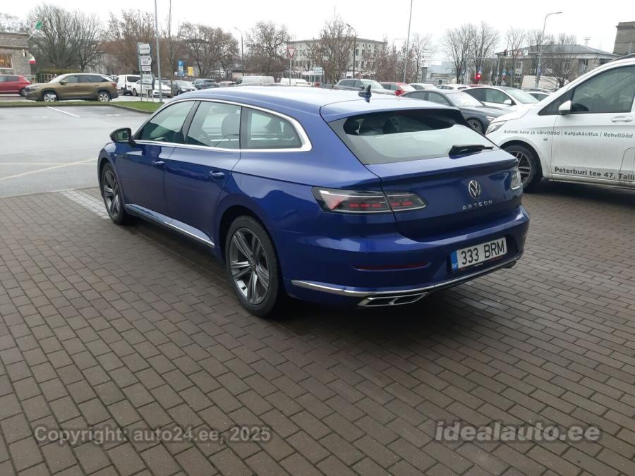 Blue Volkswagen Arteon 2022 in Tallinn, with an engine capacity of 2.00 L and mileage of 102 thousand km for 27990 €, photo 2 on AUTOMOTO.COM.LV