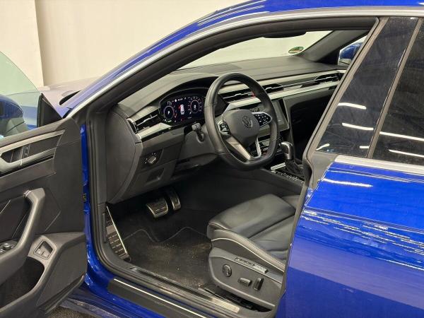 Zils Volkswagen Arteon 2022 Tallina, ar dzinēja tilpumu 1.40 L un nobraukumu 123 tūkst. km par 27500 €, foto 3 vietnē AUTOMOTO.COM.LV