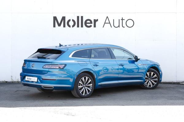 Blue Volkswagen Arteon 2022 in Riga, with an engine capacity of 1.40 L and mileage of 0 thousand km for 23500 €, photo 4 on AUTOMOTO.COM.LV