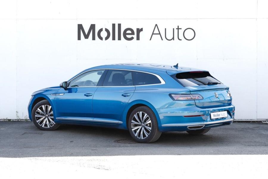 Blue Volkswagen Arteon 2022 in Riga, with an engine capacity of 1.40 L and mileage of 114 thousand km for 23500 €, photo 4 on AUTOMOTO.COM.LV