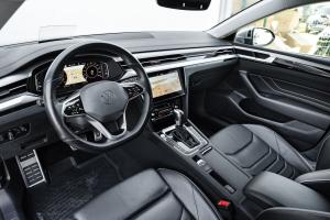 Blue Volkswagen Arteon 2022 in Riga, with an engine capacity of 1.40 L and mileage of 114 thousand km for 23500 €, photo 37 on AUTOMOTO.COM.LV