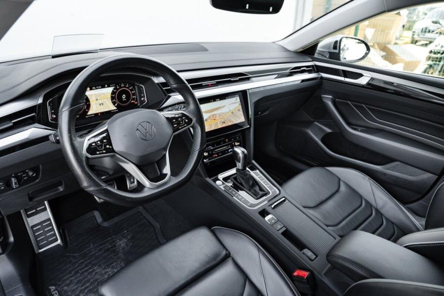 Blue Volkswagen Arteon 2022 in Riga, with an engine capacity of 1.40 L and mileage of 114 thousand km for 23500 €, photo 37 on AUTOMOTO.COM.LV