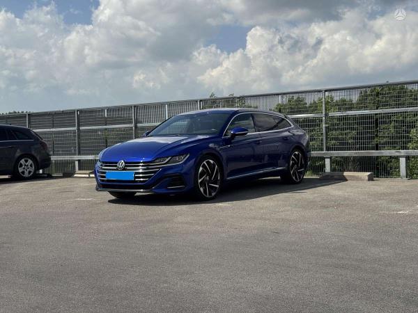 Blue Volkswagen Arteon 2022 in Vilnius, with an engine capacity of 1.97 L and mileage of 110 thousand km for 27713 €, photo 5 on AUTOMOTO.COM.LV