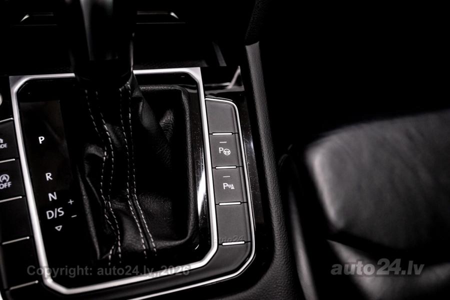 Zils Volkswagen Arteon 2022 Pērnava, ar dzinēja tilpumu 2.00 L un nobraukumu 188 tūkst. km par 23990 €, foto 22 vietnē AUTOMOTO.COM.LV