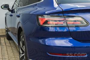 Zils Volkswagen Arteon 2023 Ventspils, ar dzinēja tilpumu 2.00 L un nobraukumu 109 tūkst. km par 28100 €, foto 12 vietnē AUTOMOTO.COM.LV