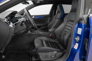 Blue Volkswagen Arteon 2023 in Vilnius, with an engine capacity of 2.00 L and mileage of 55 thousand km for 36900 €, photo 8 on AUTOMOTO.COM.LV