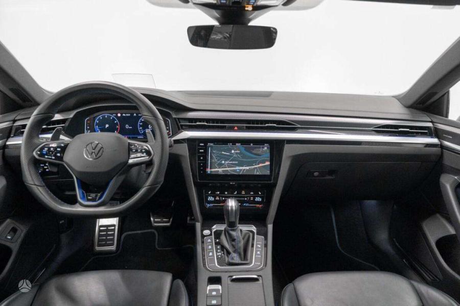 Blue Volkswagen Arteon 2023 in Vilnius, with an engine capacity of 2.00 L and mileage of 55 thousand km for 36900 €, photo 9 on AUTOMOTO.COM.LV