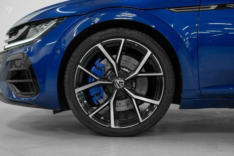 Blue Volkswagen Arteon 2023 in Vilnius, with an engine capacity of 2.00 L and mileage of 55 thousand km for 36900 €, photo 31 on AUTOMOTO.COM.LV