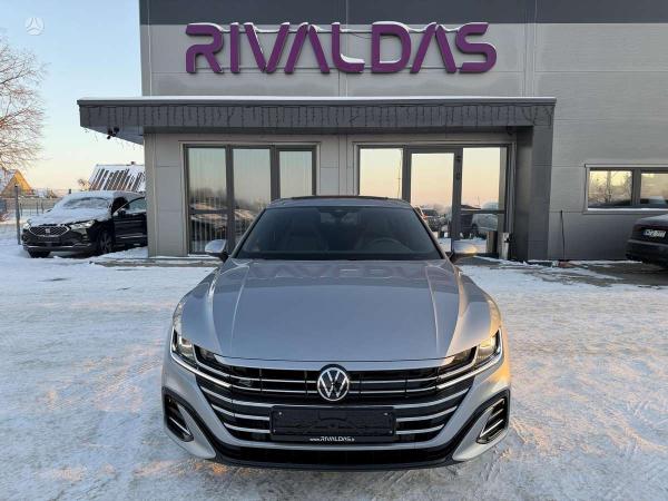 Brūns Volkswagen Arteon 2021 Šauļi, ar dzinēja tilpumu 1.40 L un nobraukumu 166 tūkst. km par 23700 €, foto 1 vietnē AUTOMOTO.COM.LV